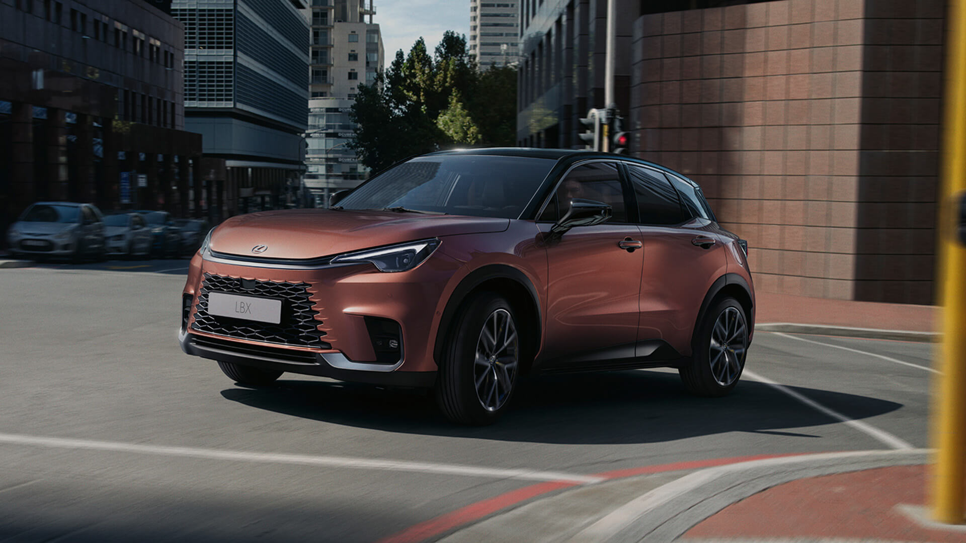 Notre offre LBX pour les particuliers | Lexus France