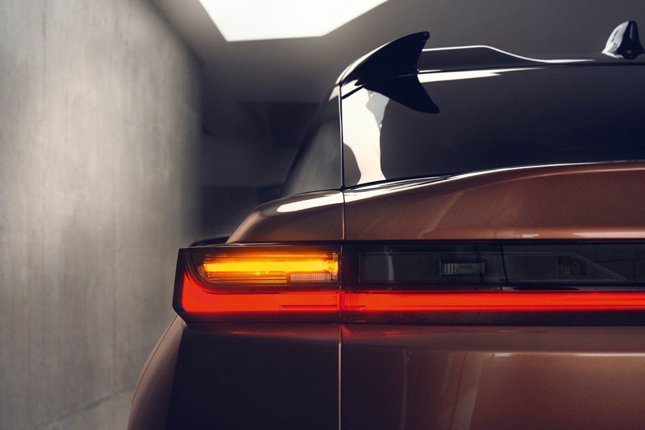 Lexus RZ : notre grand SUV 100% électrique | Lexus France