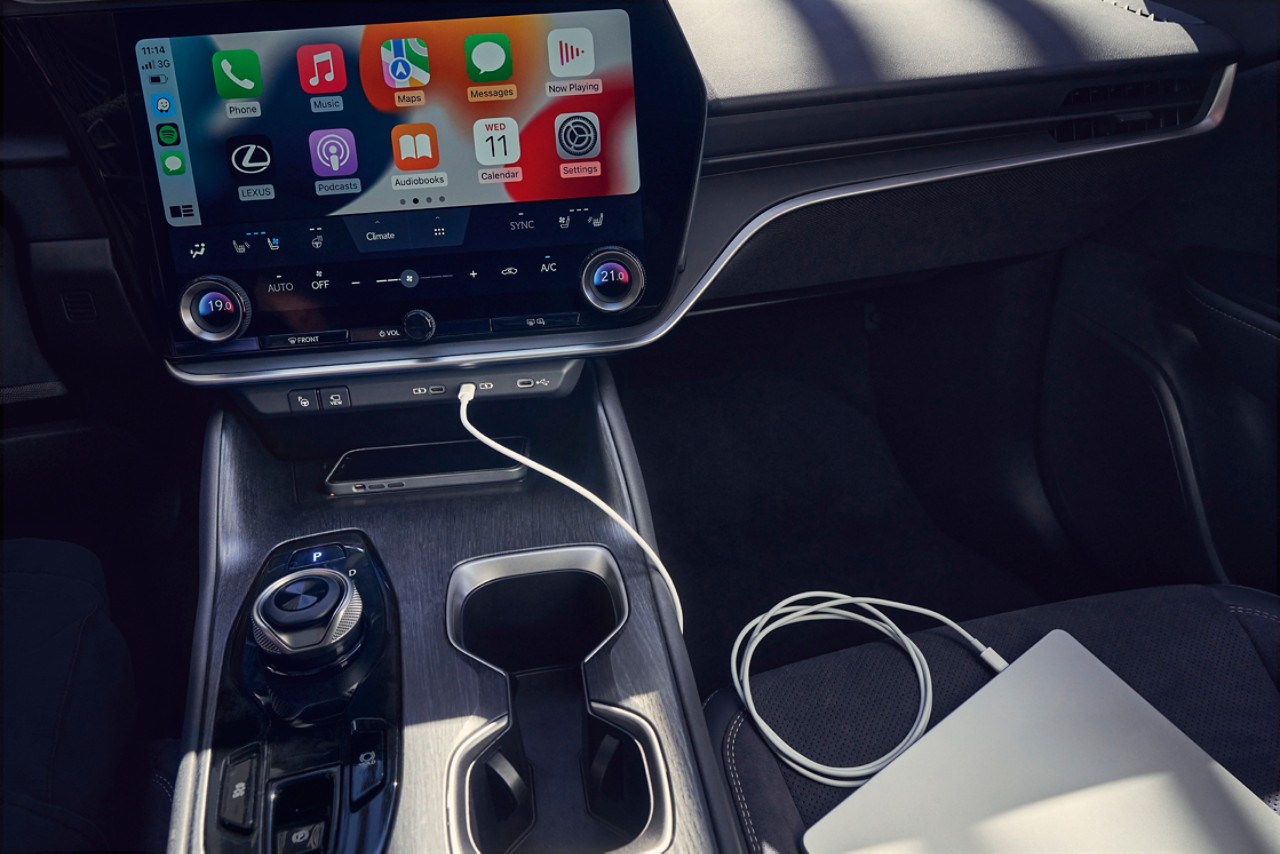 Lexus RZ : notre grand SUV 100% électrique | Lexus France