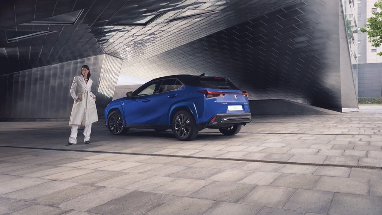 Lexus UX Hybride ou 100% électrique | Lexus France