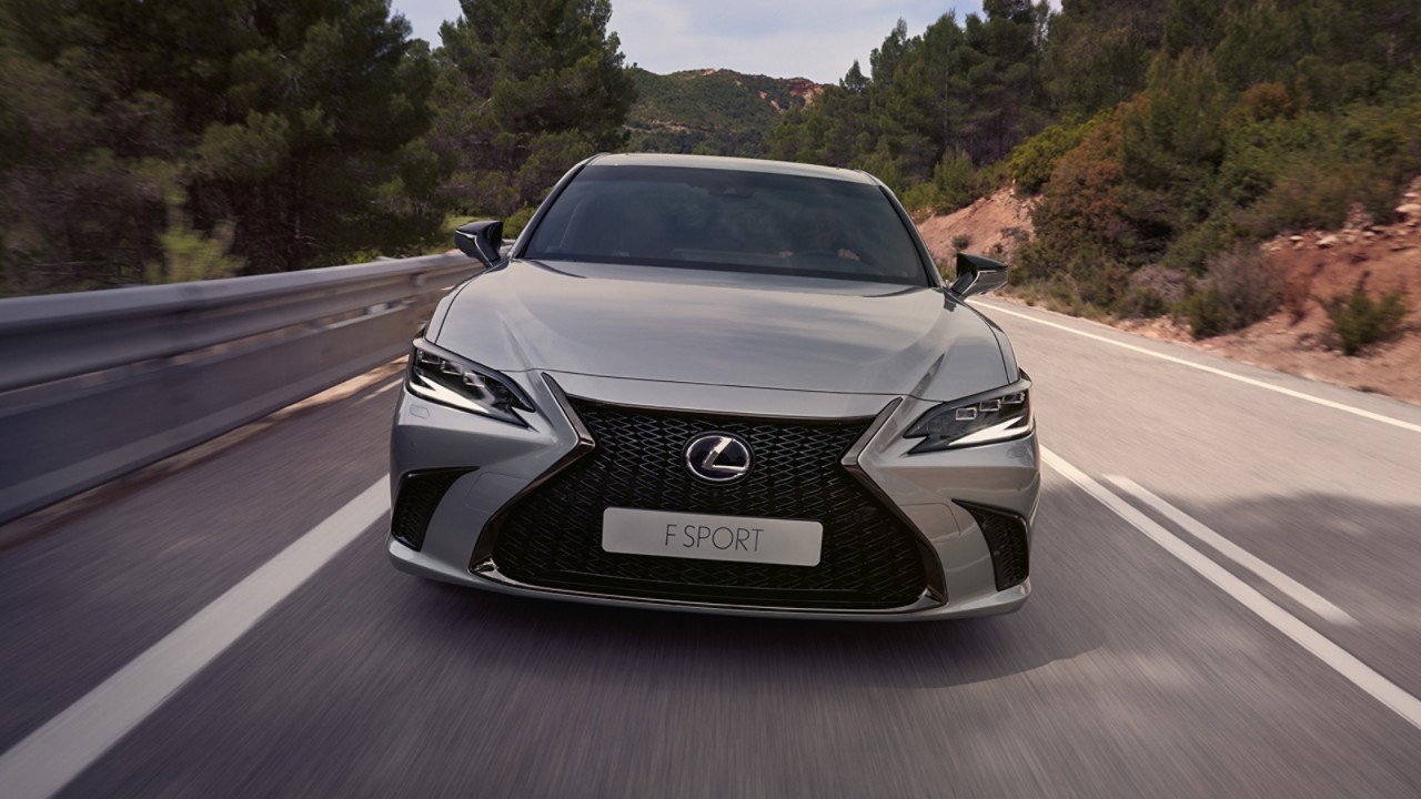 Lexus ES : la berline Hybride premium | Lexus France