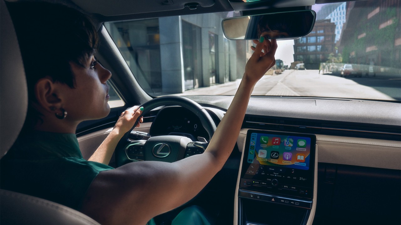 Nouveau Lexus LBX Hybride auto-rechargeable | Lexus France