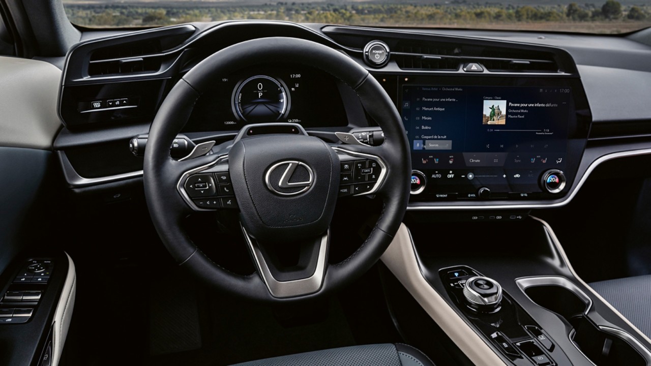 Lexus RZ : notre grand SUV 100% électrique | Lexus France